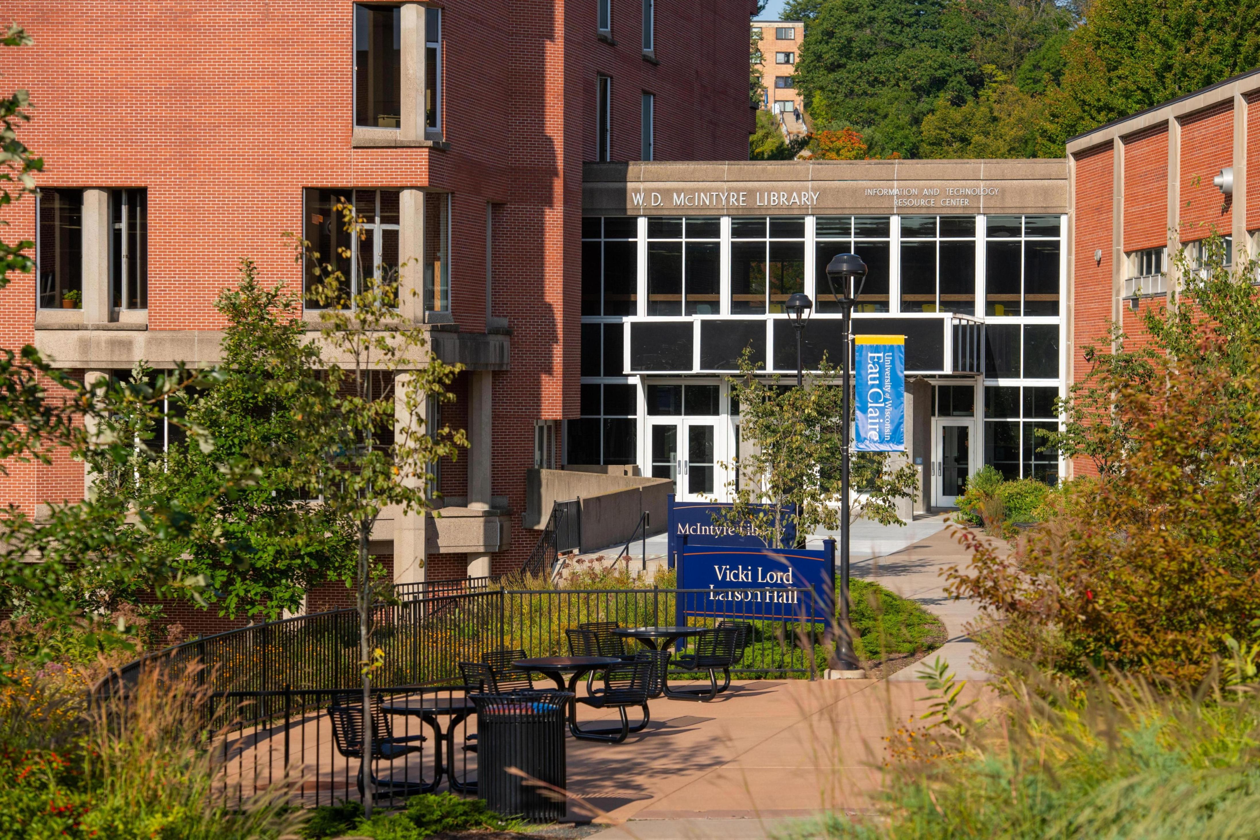 McIntyre Library | UW-Eau Claire