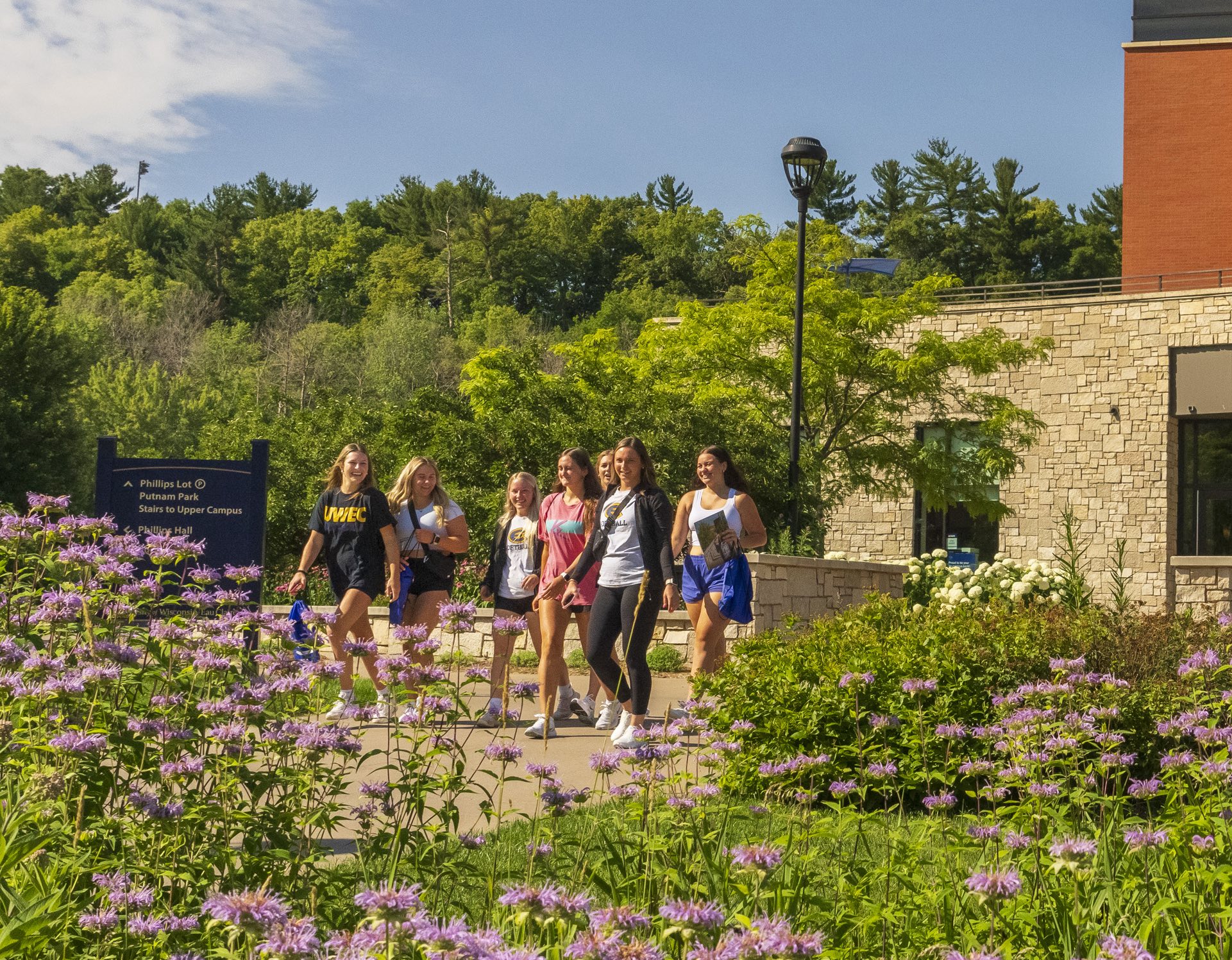 Apply | UW-Eau Claire